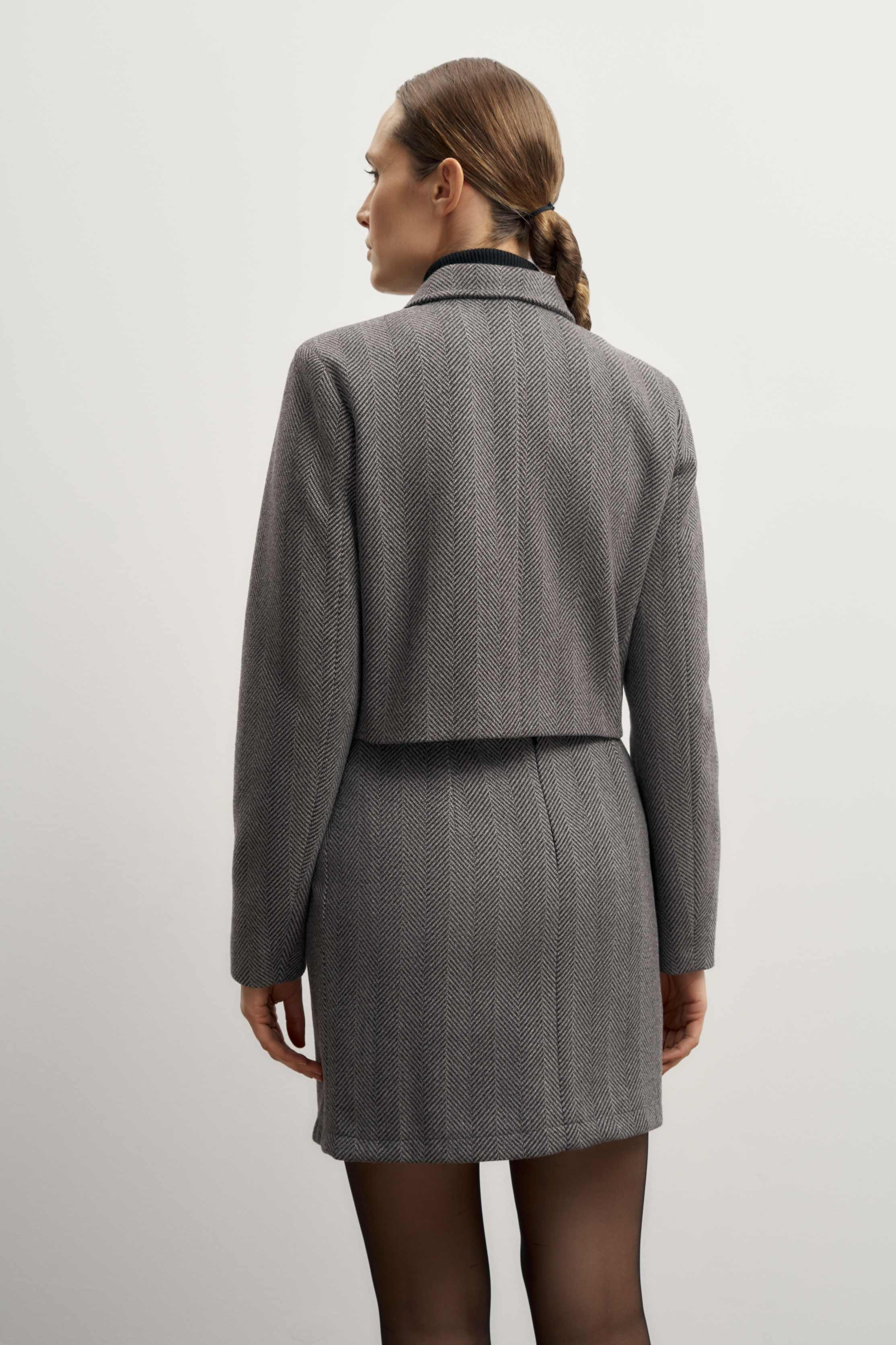 Жакет укороченный из костюмной шерсти «елочка»